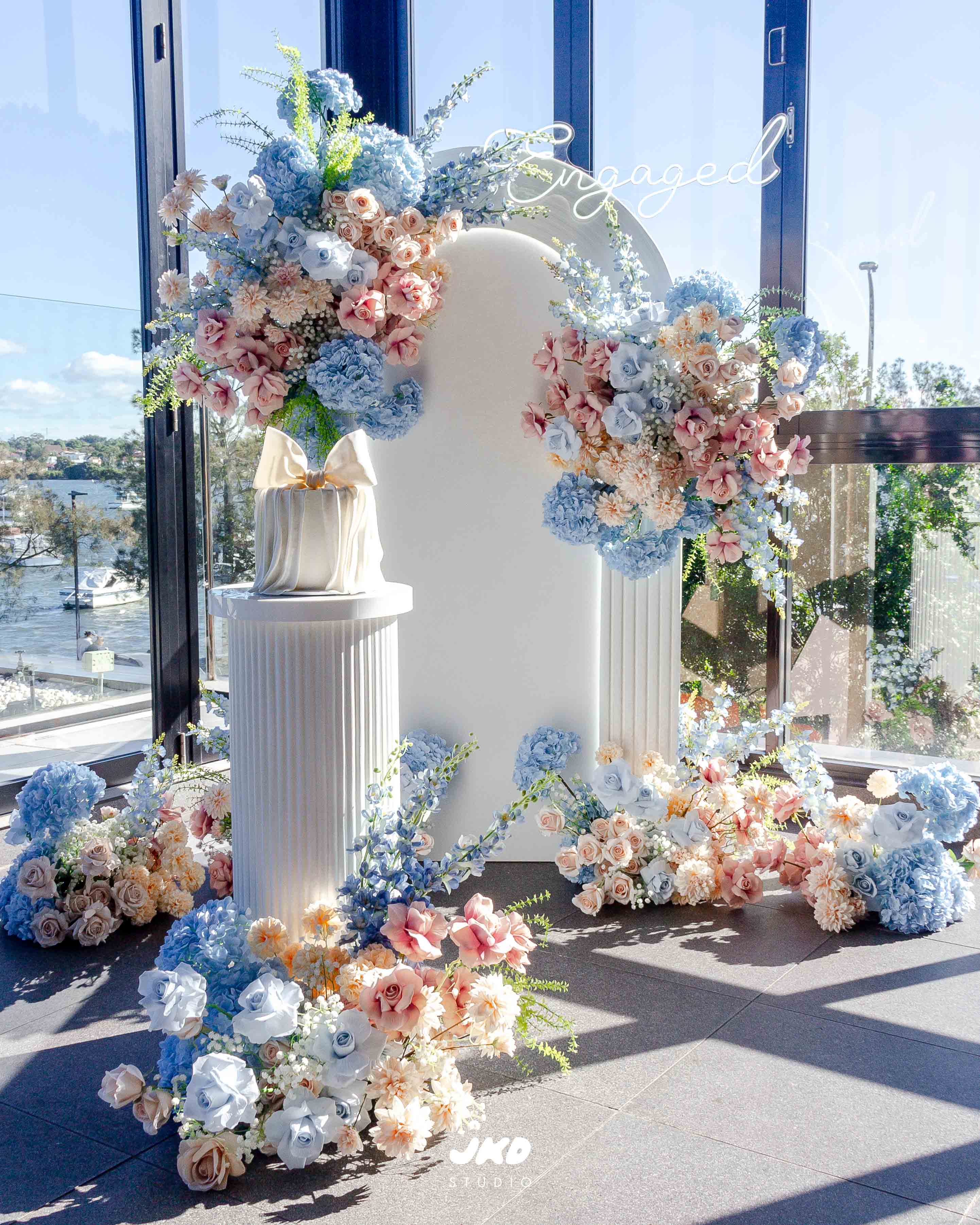 Exquisite Floral and Breathtaking Backdrops for Sydney Engagements ...